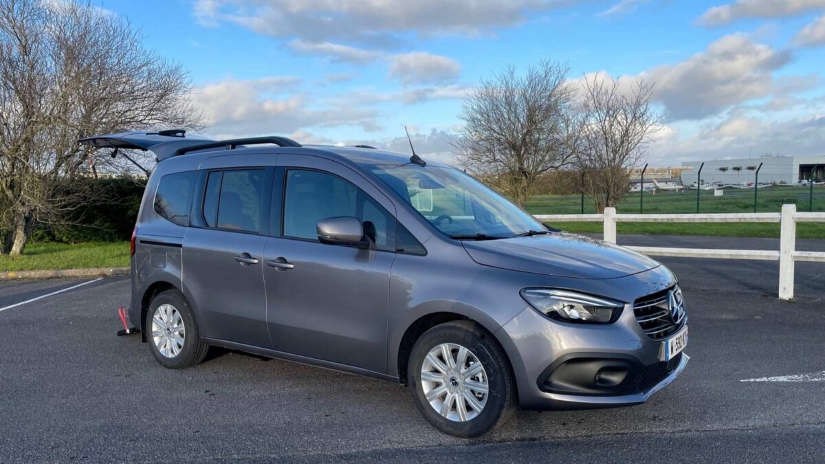 Mercedes Classe T : Un ludospace adapté au transport TPMR