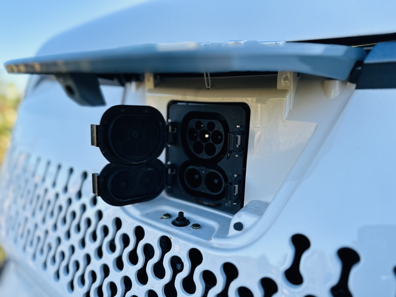 Essai FEST E-Box M : Révolution du VUL Électrique